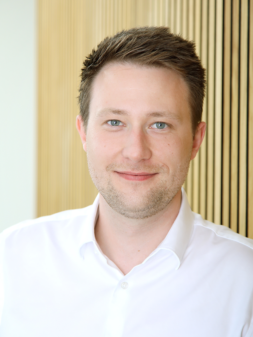 Max Fischer - Asia Break Bulk